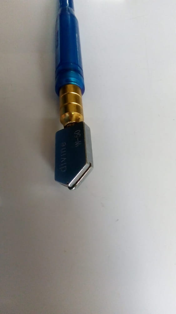 Divine Glass Cutters - Crystal-India
